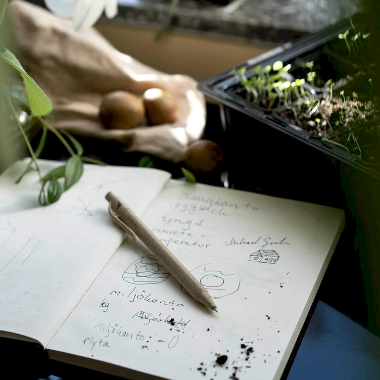 Wheat Beige Natural Grass Pen | Peace With The Wild